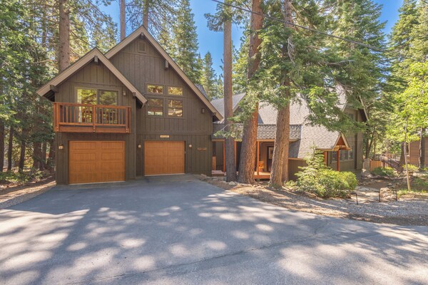 Invitando A Una Gran Casa Remodelada Con Casa De Huéspedes, Ideal Para Familias Grandes - Tahoe City
