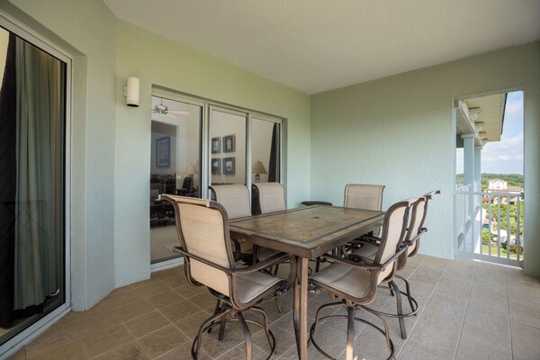Picturesque Seascape -Top Floor Condo #162 With Ocean Views At Cinnamon Beach - Palm Coast, FL