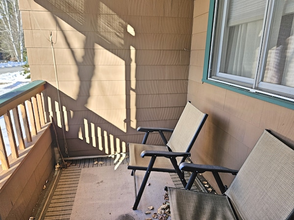 Comfy, Ac, Near River & Lake, Pool & Fitness Club. D0053 By Lrs - New Hampshire