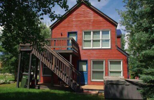 Crazy Horse! Quiet Dead-end Street & Perfect For Pets. Private Hot Tub! - Crested Butte, CO