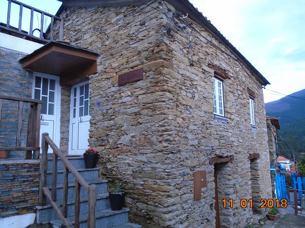 Casa Del Freire - Registro Nº. 60052 / A. L. - Seia