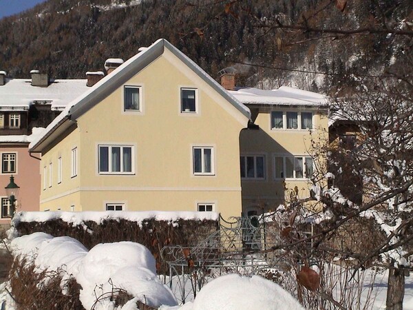 Holiday Apartment In Town Centre - Mallnitz