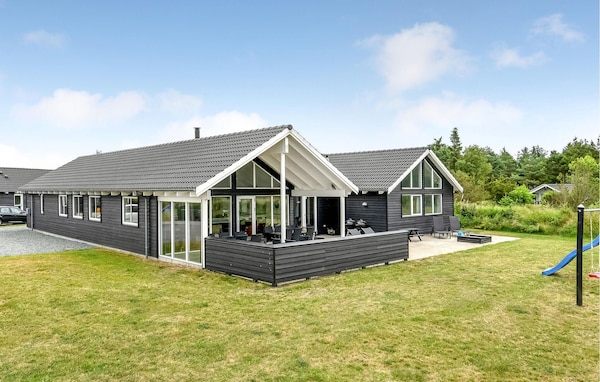 Haustierfreundliches Haus In Blåvand. - Blåvand