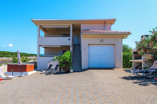 House Goran (57711-k1) - Kolan - Novalja