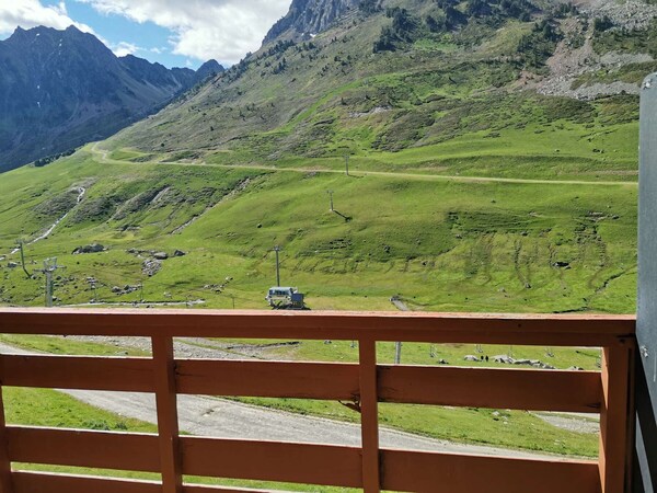 Studio For 4, Ski-in/ski-out, Equipped Kitchen, South-facing Balcony - La Mongie