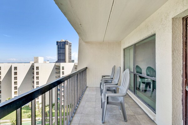 On Top Of The World!  10th Floor Beachfront! By Rent On Padre - South Padre Island