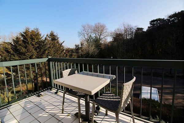 Residenceparc 327 : F2 Cabin, Residence Du Parc, 1 Bedroom, Near The Sea, 4 To 6 People - Hardelot-Plage