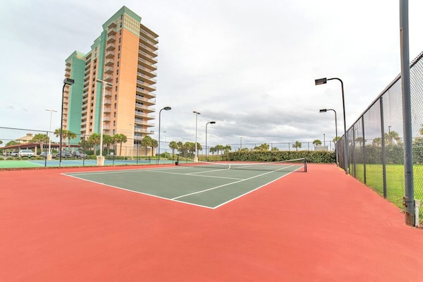 Sound Front Townhome W/ Pool, Tennis & Shuffle Board! - Pensacola Beach, FL
