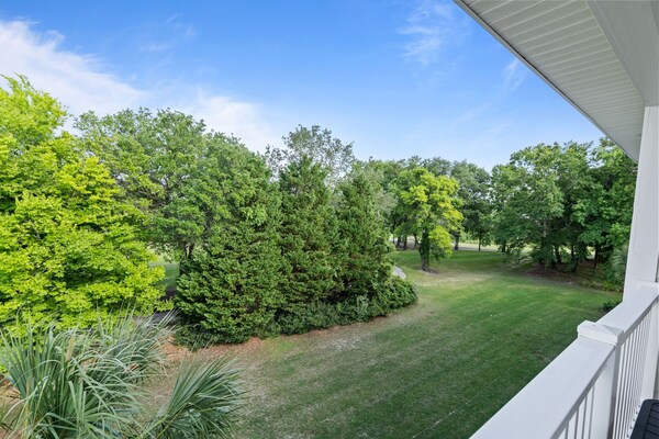 Beautiful 2 Br/2ba Condo Located On 3rd Fl In Barefoot Resort (No Elevator) - North Myrtle Beach, SC