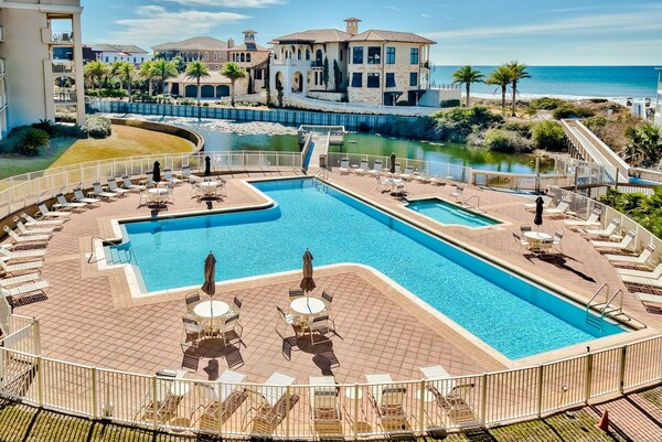 3 Bedroom Beach View, Hot Tub, Gym, Private Beach W/beach Chair Service Incl! - Santa Rosa Beach, FL