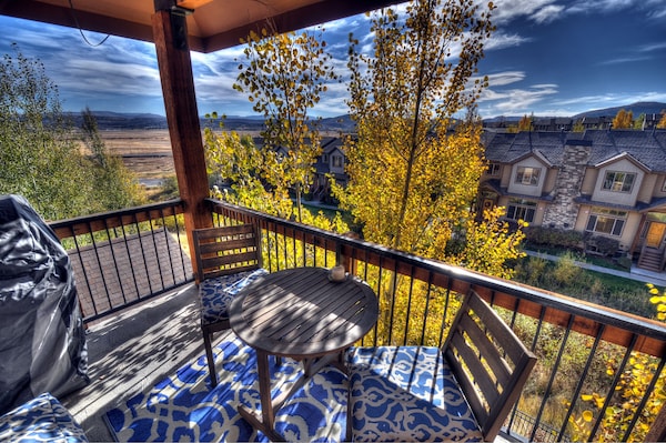 Moose Mgmt At Bear Hollow 3307 Scenic View-king Bed-ac-fans-pool-dogs Welcome - Solitude, UT