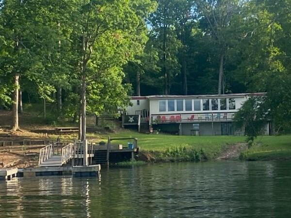 Spacieux Lakefront Getaway W / Quai Privé W / Bateau Lancement ...  *Wifi* - Caroline du Sud