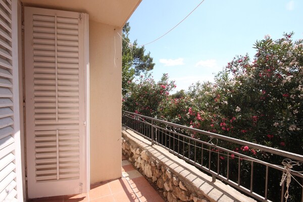 Studio Flat With Balcony Drašnice, Makarska (As-3330-a) - Igrane