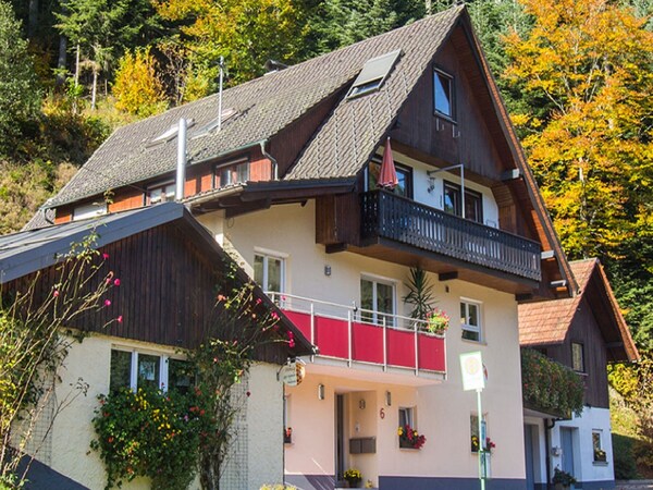 Ferienwohnung Mit 100qm, 2 Schlafzimmer, Max. 5 Personen - Zuflucht