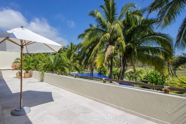 La Mejor Opción En Las Terrazas - B22 - ¡Incluye Cocinero, Carrito De Golf - Punta Mita