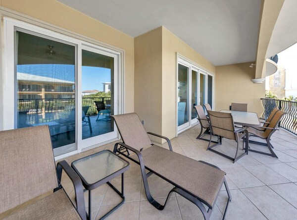Adagio D302 Pool-side 3/3 - Amazing Poolside Unit! - Santa Rosa Beach, FL