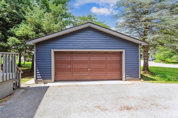 Recently Renovated And Freshly Decorated-welcome To Mountain Getaway! - Davis, WV