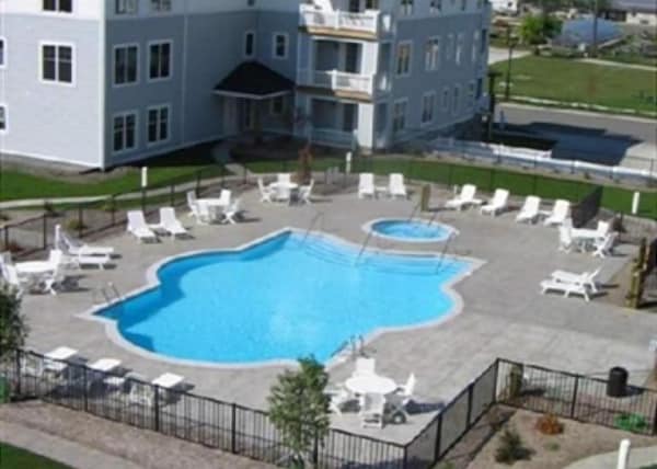 Marina Puesta Del Sol - Luxury Family Condo - Ludington, MI