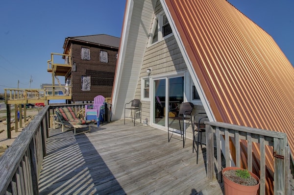 "Copper Top" Cabin-like Ocean View Home In Surf City - Surf City, NC
