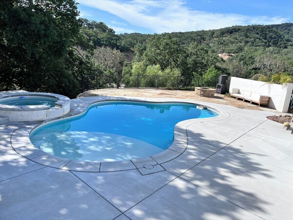 Luxury In The West Side Hills - Perfect For Families, Couples Or Friends - Templeton, CA