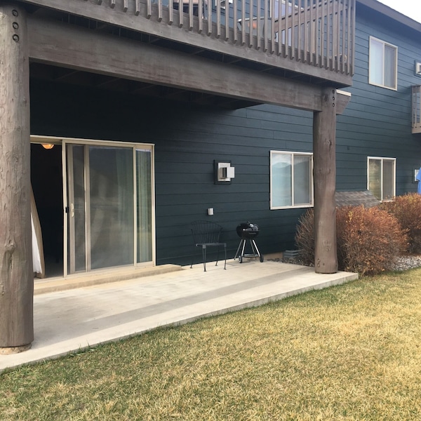 Adorable 2 Bedroom 2 Bath Big Sky Condo - Enjoy All The Skiing And Amenities - Big Sky, MT