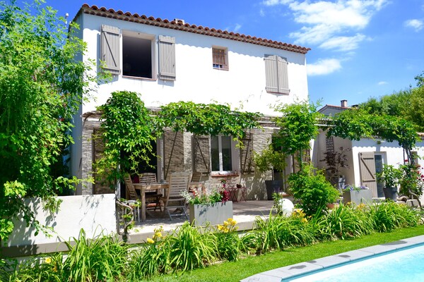 Villa En Provence Piscine Privée Et Jardin Paysager - Gémenos