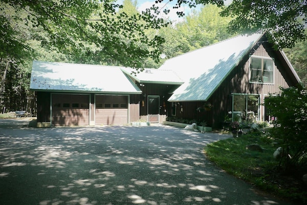 Anny's Treetop On The Quietside Mt Desert Island,& Acadia National Park - Southwest Harbor, ME
