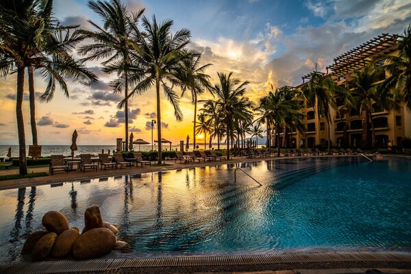 Villa La Estancia Sixth Floor Stunner  Best View In The Resort! - Bucerias