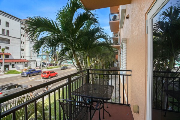 Madeira Bay Resort 201 - Madeira Beach, FL