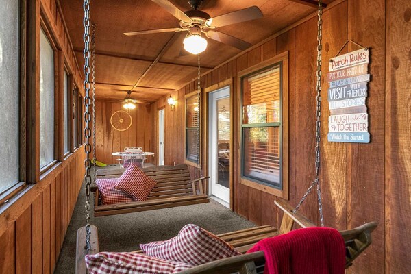 Resort Cabin! King Beds, Indoor Pool, Screened-in-porch, Wooded Views! | 7 - Branson, MO