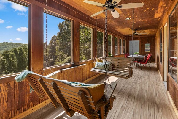 Luxury Notch Estates Cabin Near Sdc - 4 Bedroom Suites, 150 Acres, 2 Living Areas! | 34 - Branson, MO
