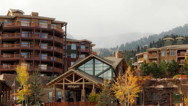 White Pines 2-bedroom Suite Located At Westgate Park City - Snowbird, UT