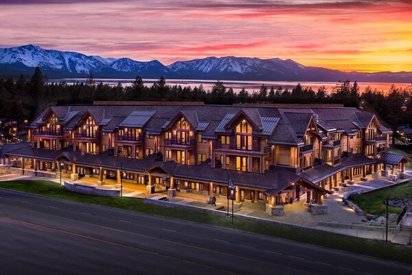Modern Condo Near The Marina + Gondola | Fireplace - South Lake Tahoe, CA