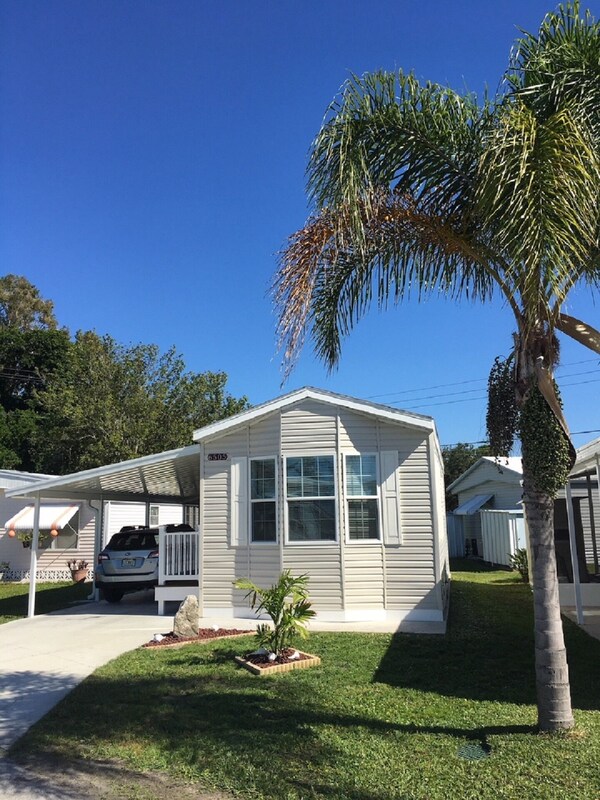 Cozy Cottage # 2 - (Construit En 2017) - Bradenton, FL