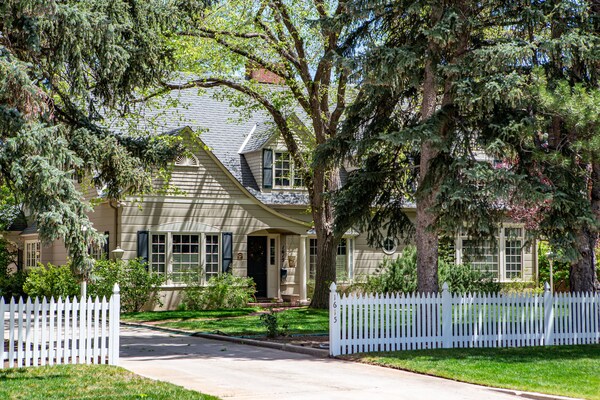 The Best Vrbo In Colorado Springs.  Our Reviews Prove It.  Near All The Venues - Colorado Springs, CO