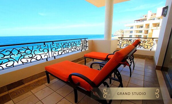 Grand Solmar Lands End Resort & Spa Luxury Suite Sleeps 2-4 - 카보산루카스