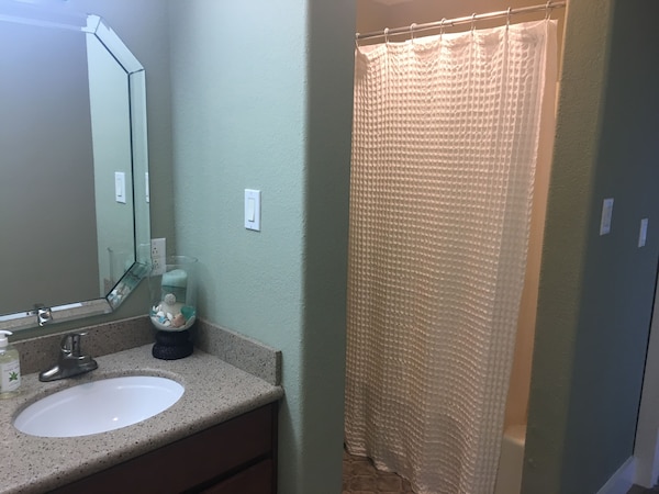 Waterfront, Dog Friendly, Bring Your Boat + Secluded Beach - Pensacola Beach, FL