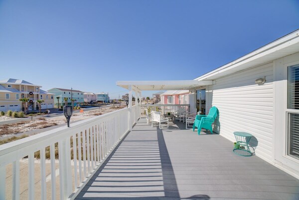 Faites-vous Plaisir Dans Cet Hôtel Récemment Rénové, Haut De Gamme Avec Vue Sur Le Golfe, Home-navarre Beach - Pensacola Beach, FL