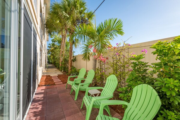 Unit 151- 2 Bedroom 2 Bathroom Gulf Side Club Interior Condominium - Siesta Key, FL