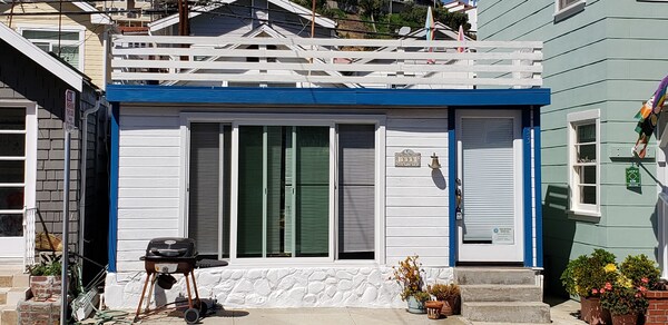 Cheapest Price For Beach House On Catalina Island - Call Now! - Avalon, CA