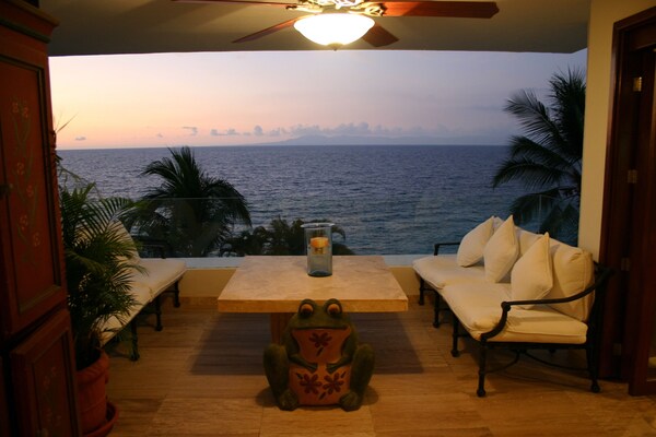 Gorgeous 4 Bedroom/4 Bath On White Sand Swimming Beach - Puerto Vallarta