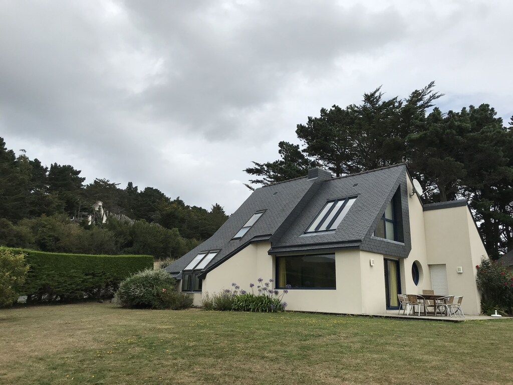 Villa moderne et lumineuse avec vue imprenable sur la mer. Wifi - Erquy Villa moderne et lumineuse avec vue imprenable sur la mer. Wifi - Erquy