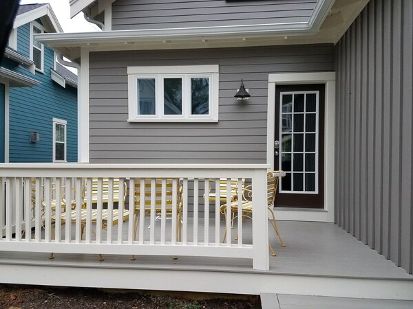 ~~~~~Cottage Moe~~~~~ - Michigan City, IN