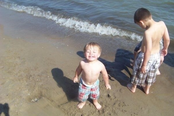 Full Lake View And Gorgeous Sunsets Over The Beach - Port Clinton, OH
