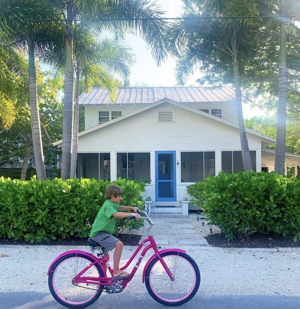 Historic 1911 Cottage With Pool, 2 Blocks From Orange Sunsets On Beach  And Town - Boca Grande, FL