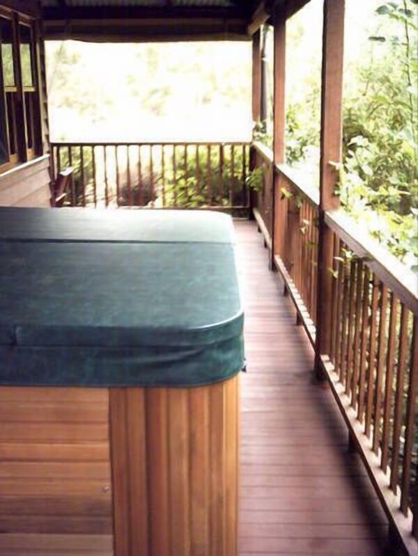 Duffy's House Cedar Cottage  With Cedar Spa-  - We're Isolated And Peaceful. - Nannup