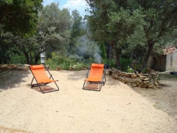 Maisonnette Provençale Entourée D'oliviers Pour Amateurs De Calme Et De Nat - Aubagne