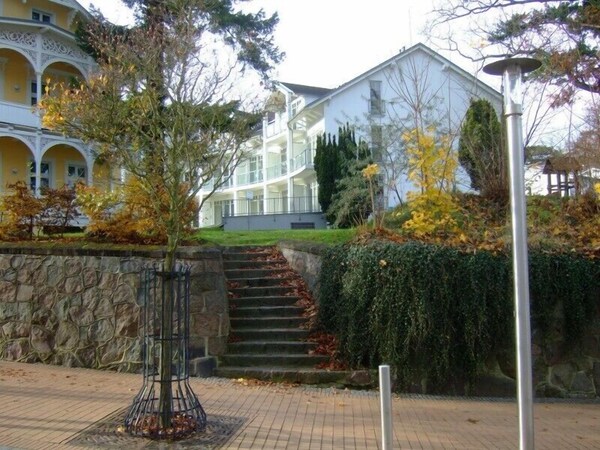Modernes Helles Apartment, Meerblick, Erste Reihe - 200m Zum Strand, Ruhig - Middelhagen