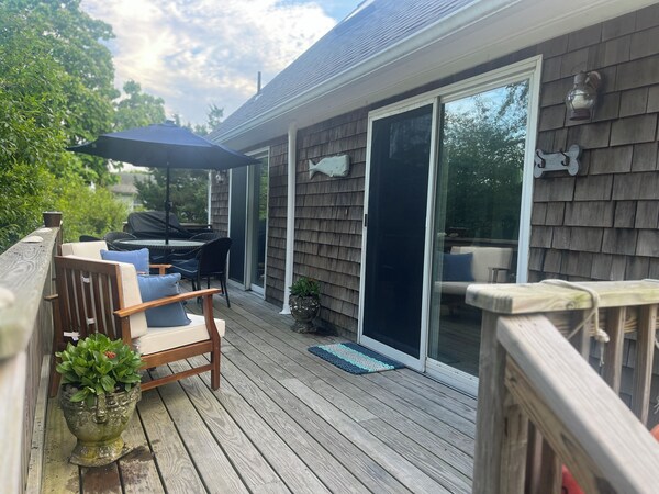 Summer 2025- Updated 2 Bedroom In Snug Harbor East Matunuck Pet Friendly - Rhode Island