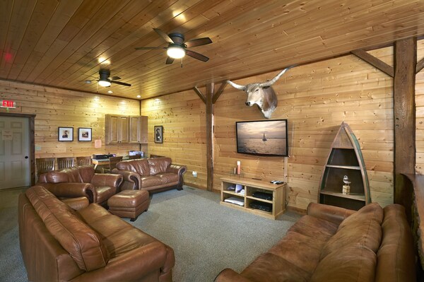 Gather Your Group At The Bunkhouse! - Wisconsin